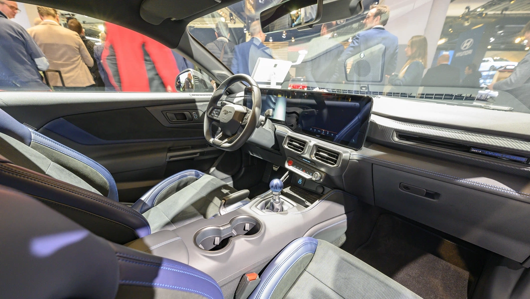 Inside the 2026 Mustang Dark Horse SC