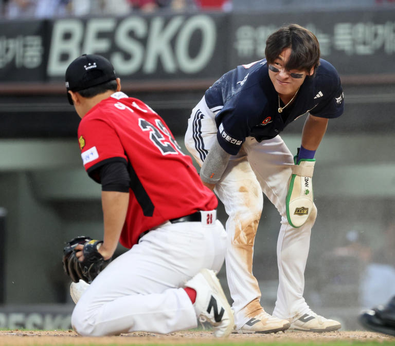 Leading LG drops Lotte to last place