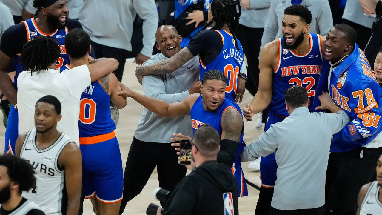 Jennifer Lopez reacts to Knicks winning first NBA championship in 53 ...