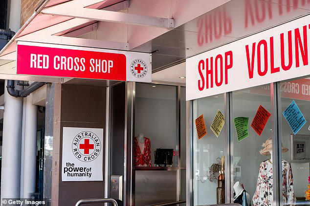 Aussie blasts op shop for selling a jacket for $180 - as staff tried to ...