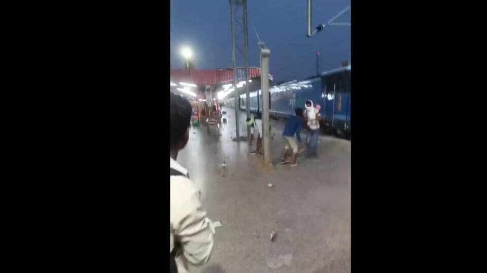 Bihar: Train services on Patna outskirts disrupted after youth mob ...