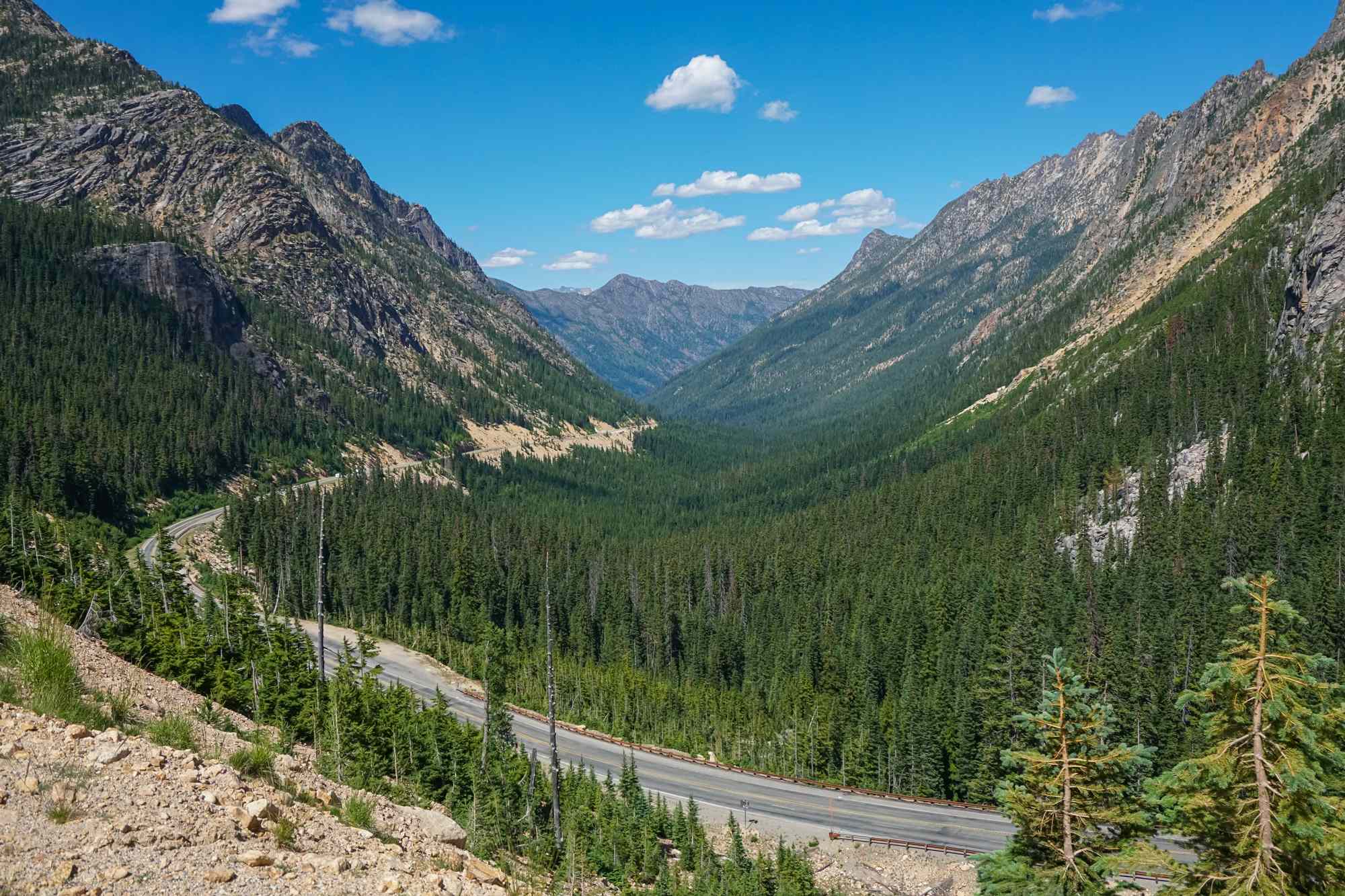 This 3,254-mile road is the longest and most scenic in the US.—passing ...