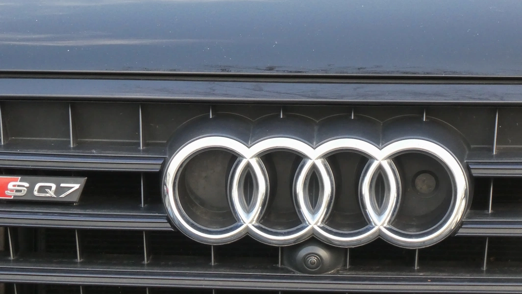 Audi launches diesel-only third-gen Q7 amid EV shift