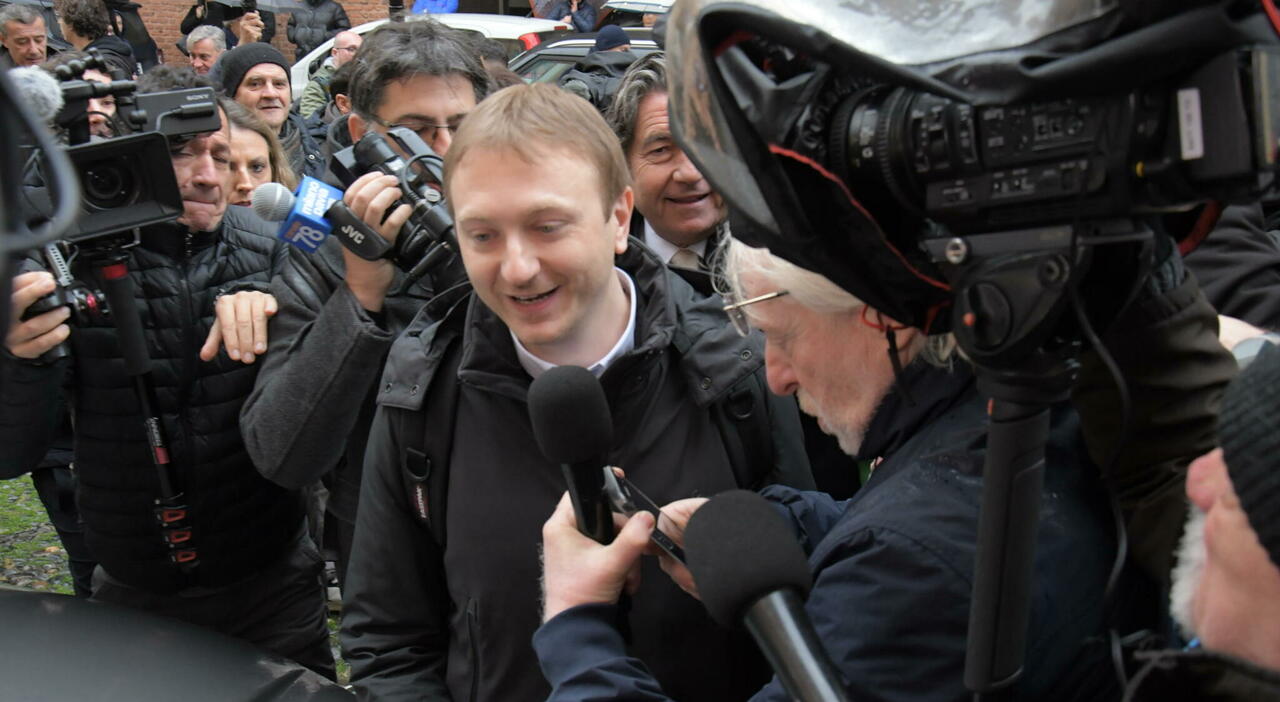 Garlasco, Stasi lascia il carcere di Bollate: i regali al "coinquilino ...