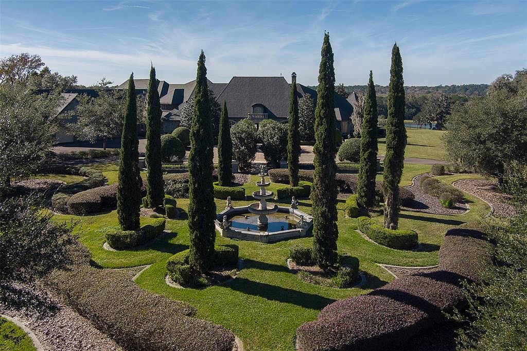 Stunning 2008 French estate in Micanopy, Florida, featuring 560+ acres ...