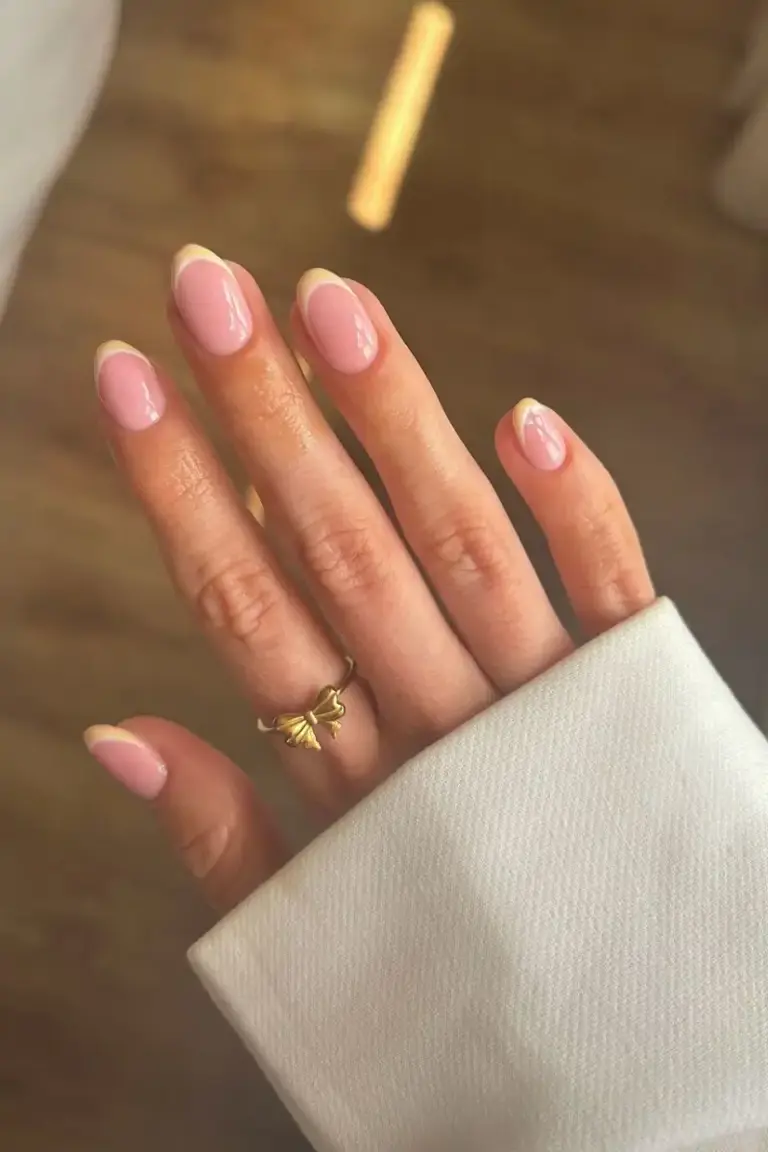 Uñas para verano: manicuras en color amarillo que son tendencia