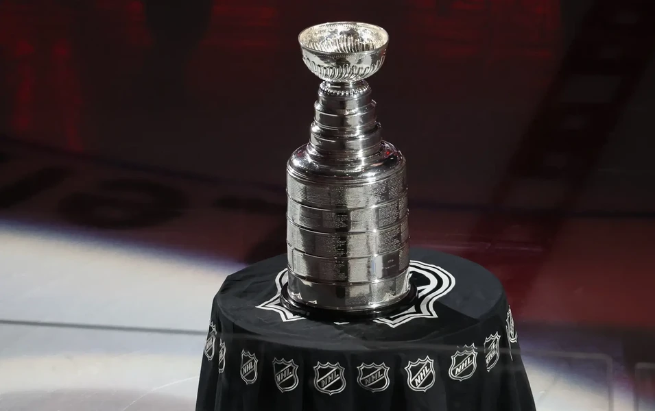 NHL buyout window set to test teams’ cap strategies