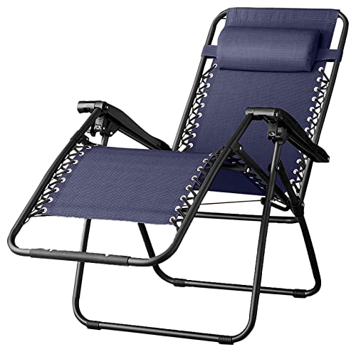 These pool lounge chairs make any backyard feel like a resort