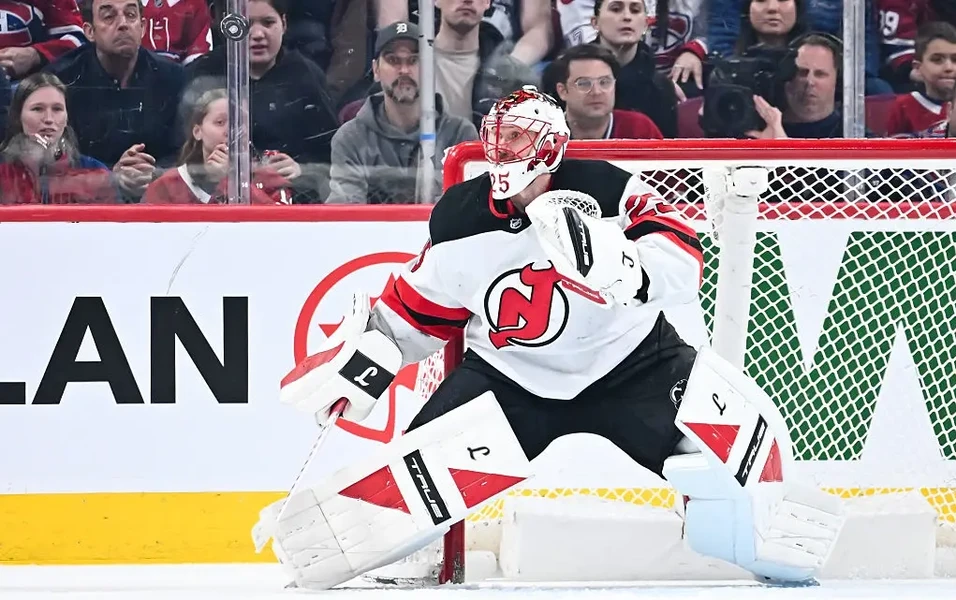 Devils explore Jacob Markstrom trade despite new deal