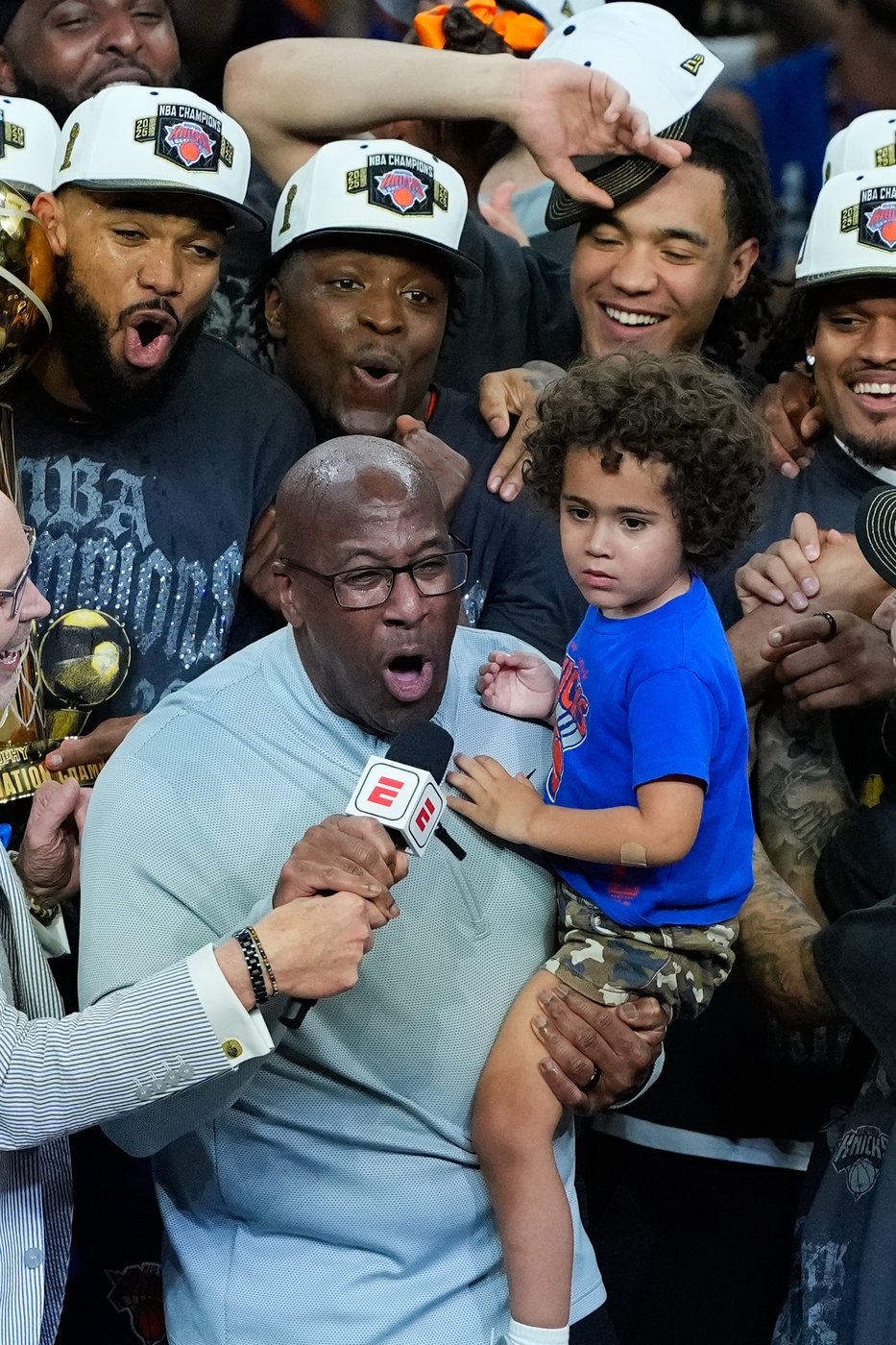 En optant pour Mike Brown au poste d'entraîneur-chef, les Knicks ont vu ...