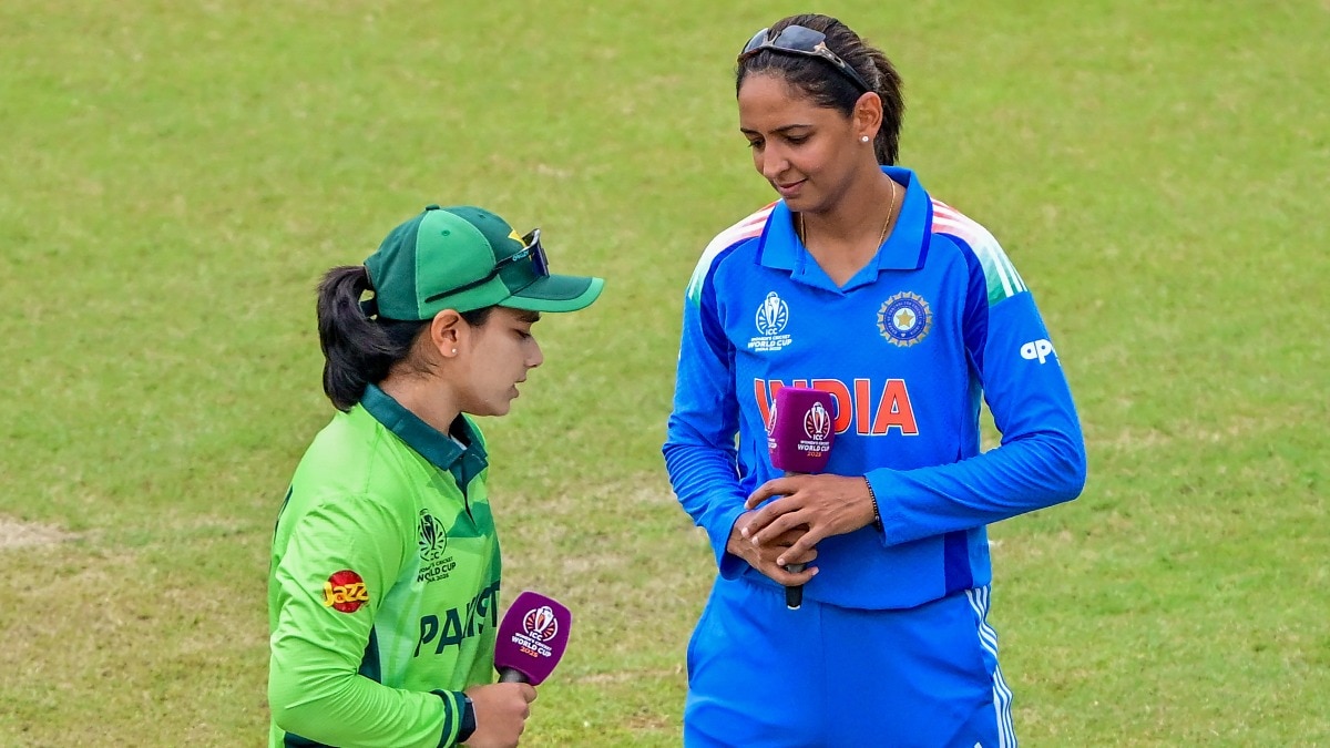 T20 World Cup: India's Harmanpreer Kaur refuses to shake hands with ...