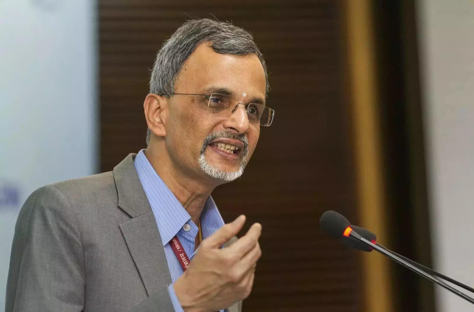 CEA Anantha Nageswaran says AI stock valuations definitely in a bubble
