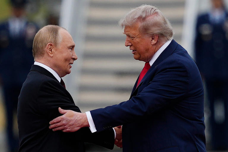 Putin roser Trump opp i skyene på 80-årsdagen
