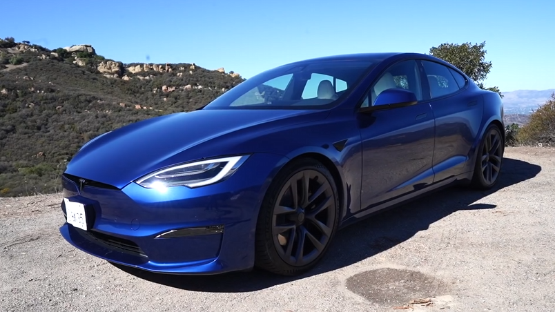 Tesla Model S Plaid Arrives in New Owner Delivery