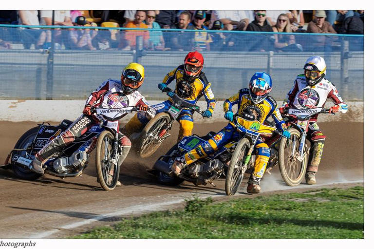 Plymouth Gladiators roar into KO Cup final after dramatic win