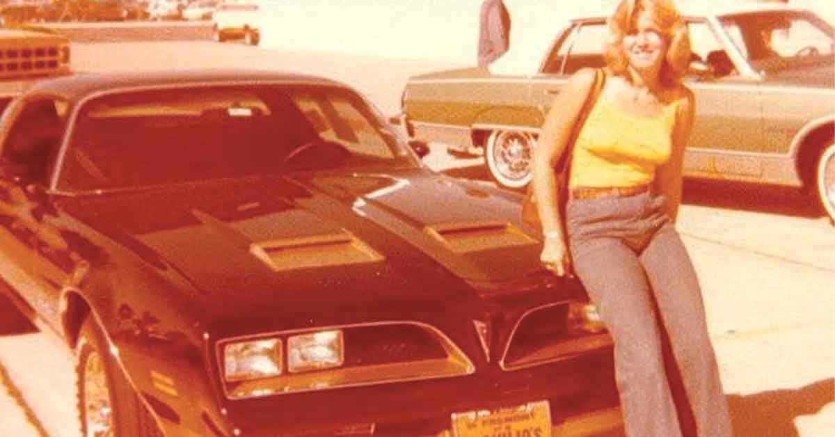22 classic muscle cars & their proud owners