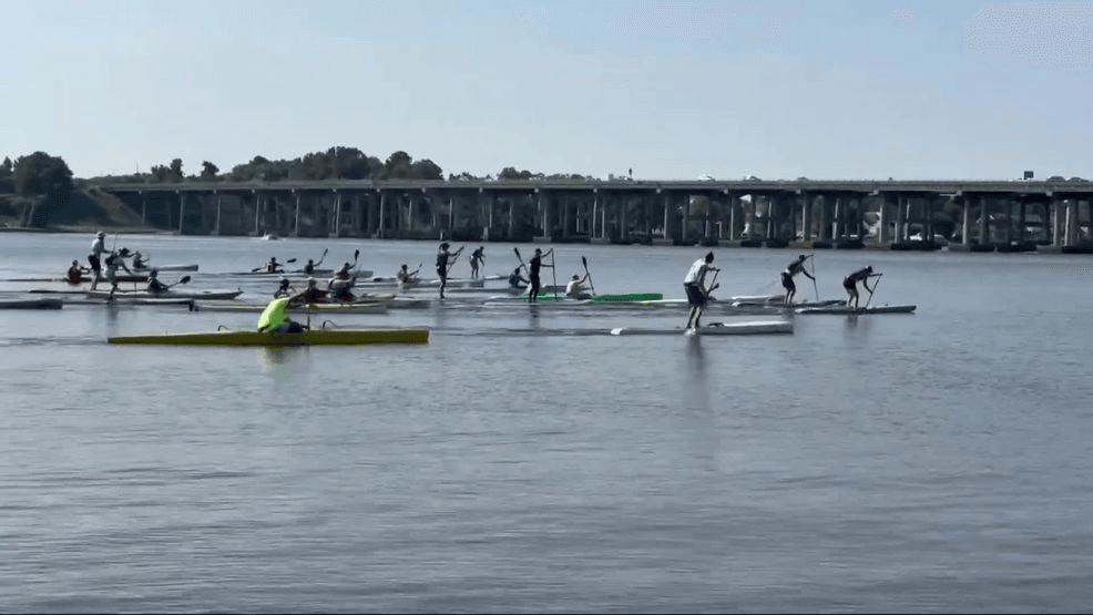 Bear Town Paddle Battle draws about 40 racers to New Bern for fifth year