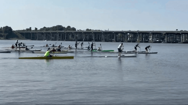 Bear Town Paddle Battle draws about 40 racers to New Bern for fifth year