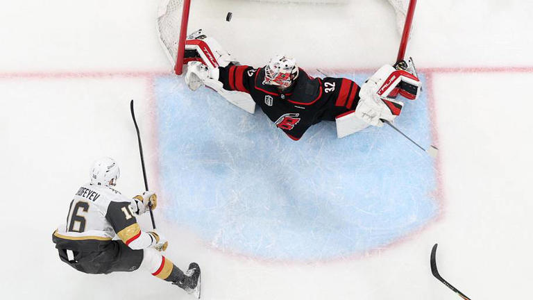 The Flyers could be involved in a Larkin trade and end up with a Golden ...