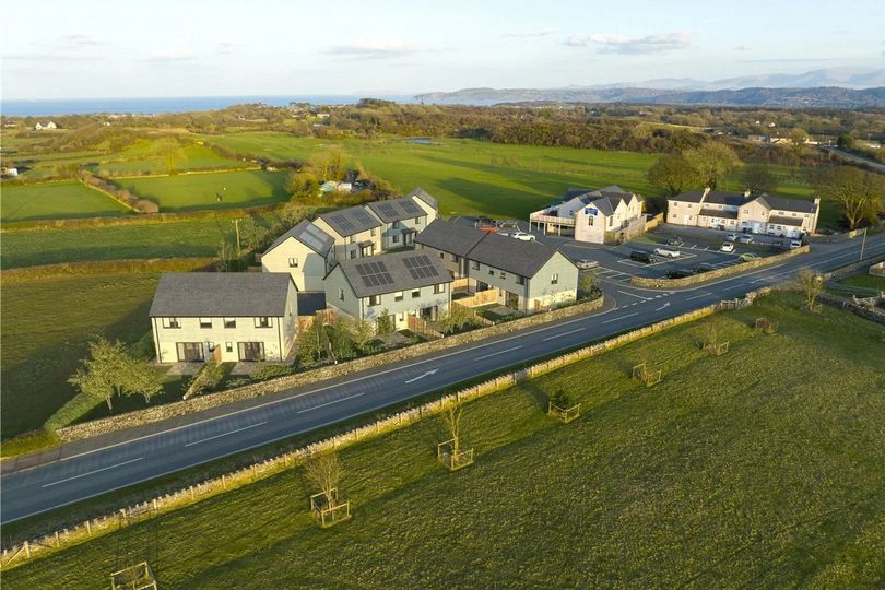 The ghost Anglesey housing estate that lies almost empty