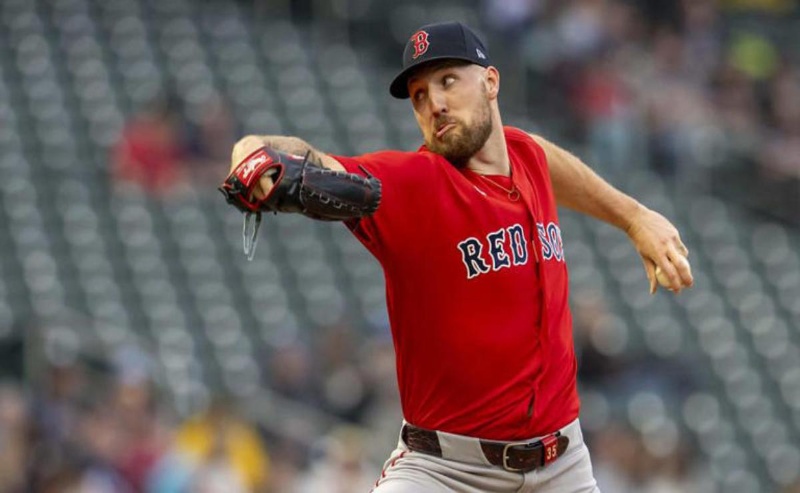 Garrett Crochet breaks silence after Red Sox front office sends strong ...