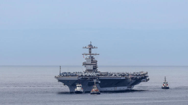 Verenigde Staten namen met vliegdekschip USS Gerald R Ford een groot ...