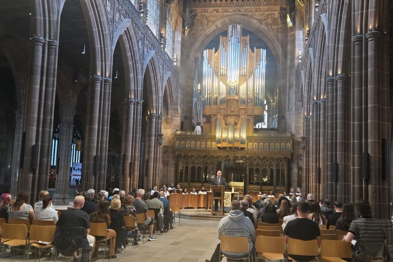Survivor fights back tears as service to mark 30 years since IRA ...