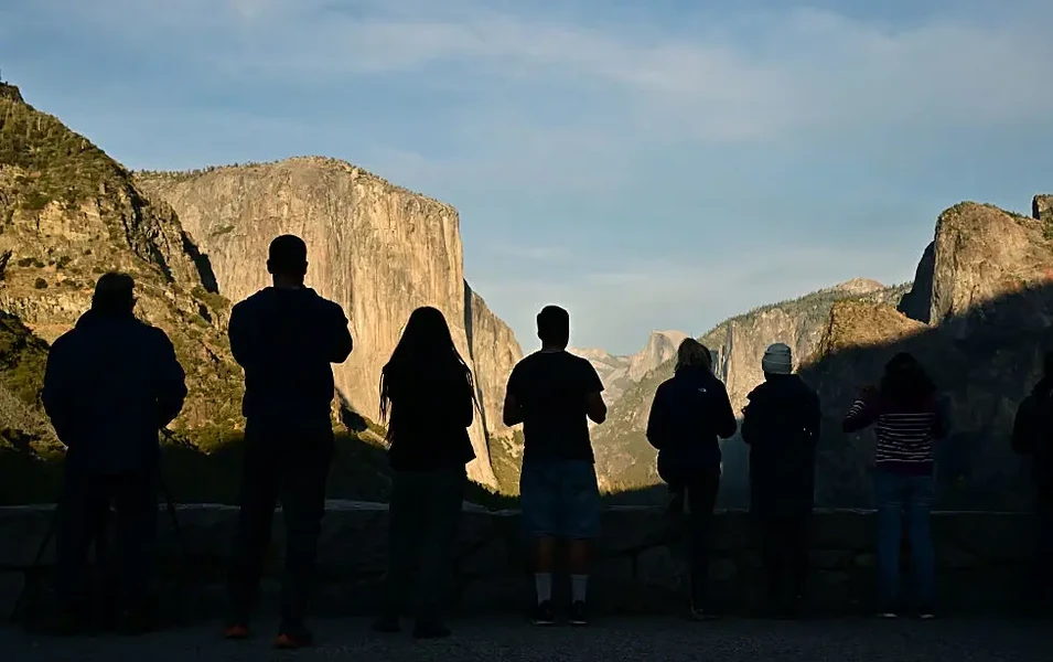 Three US travel spots gain attention for unique scenery