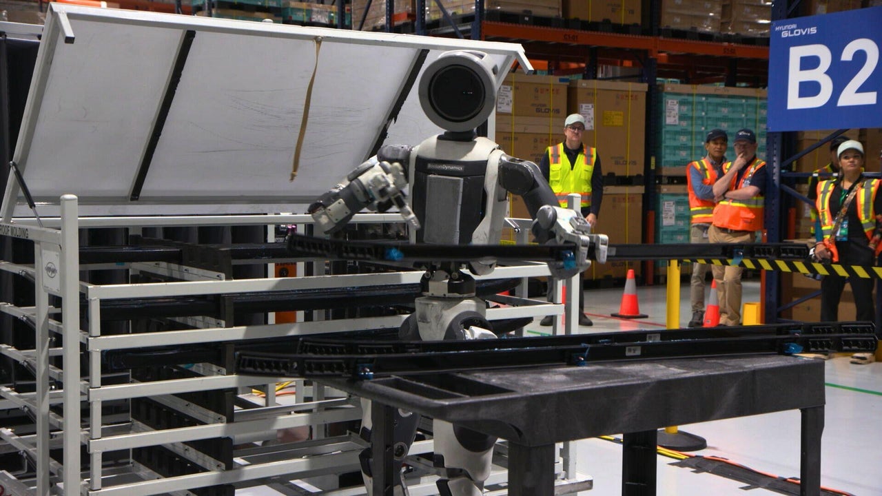 Will AI-powered humanoid robots someday work alongside us? | 60 Minutes