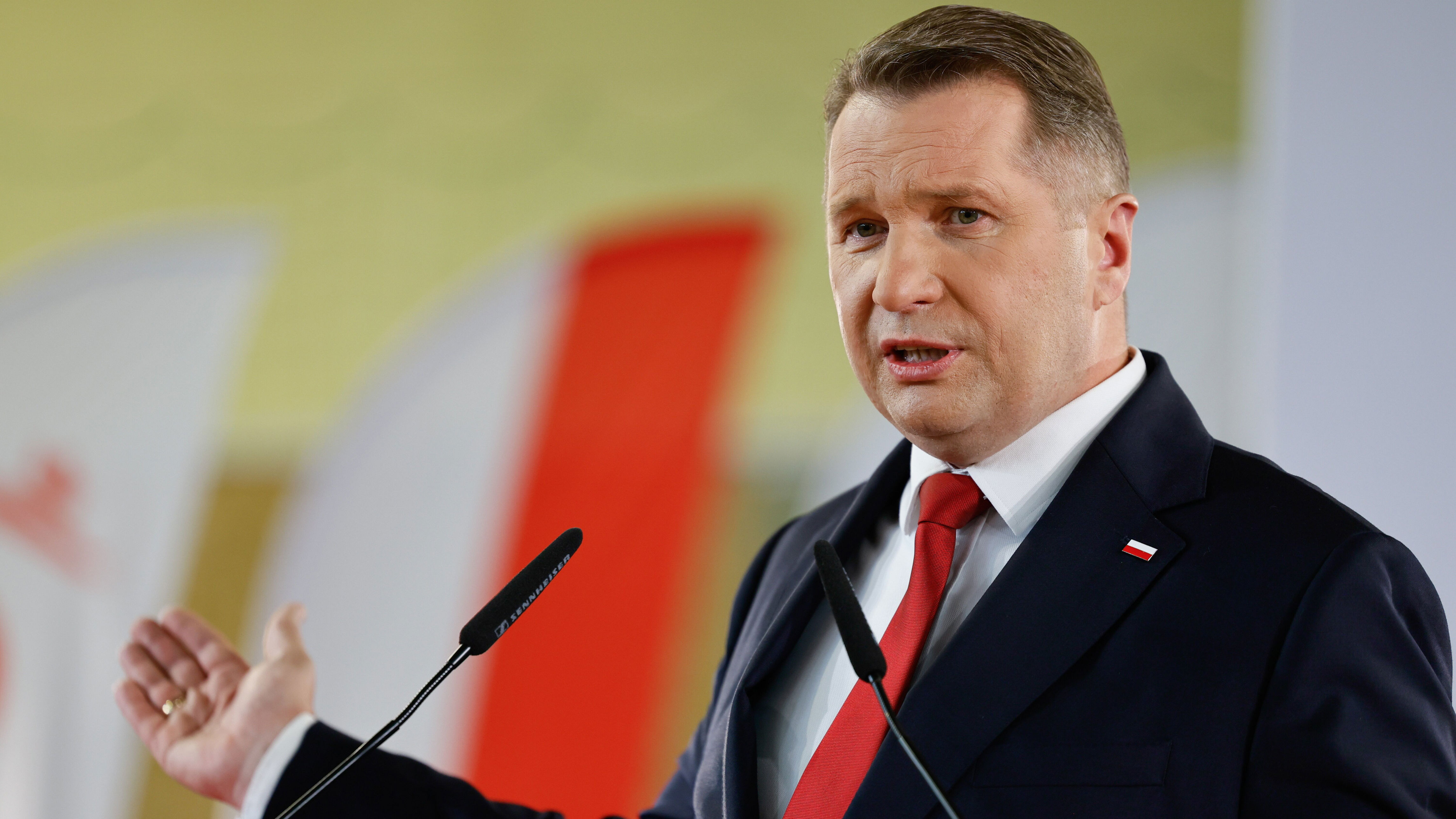 Kolizja drogowa z udziałem samochodu, w którym jechał Przemysław Czarnek