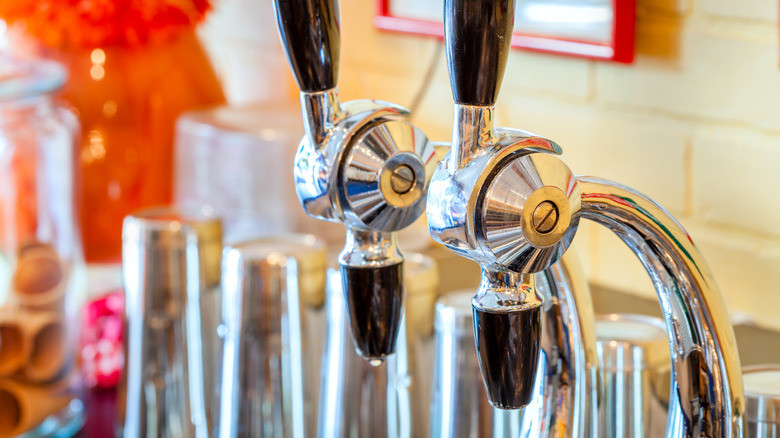 11 of the coolest old-school soda fountains in the US