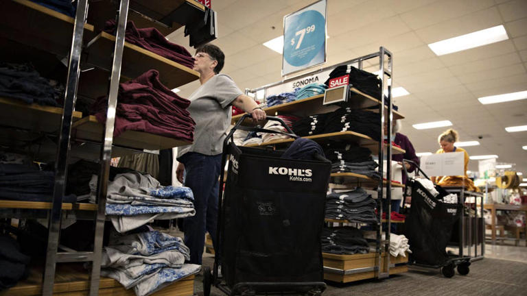 Kohl's CEO triggers major price cuts ahead of summer shopping season
