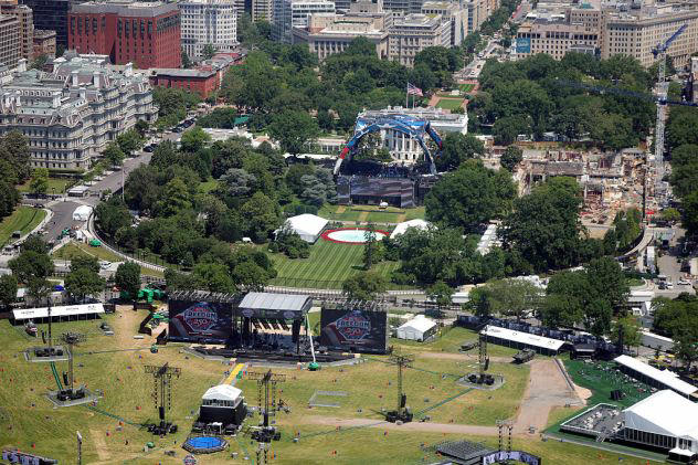 Thunderstorms could threaten fans at UFC Freedom 250 Fan Fest in ...