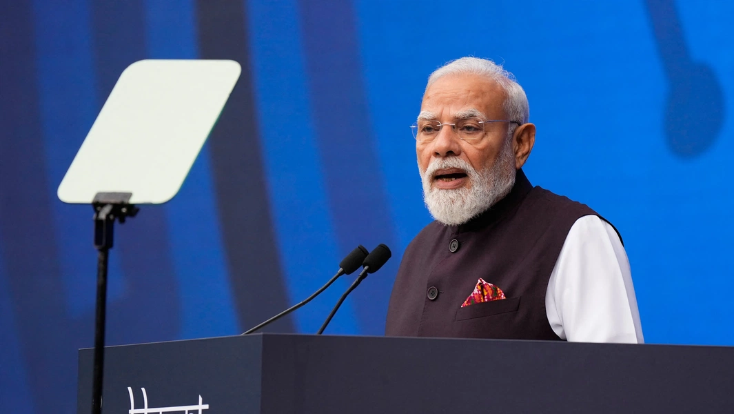 Macron’s Bollywood gesture frames Modi’s high-stakes France visit