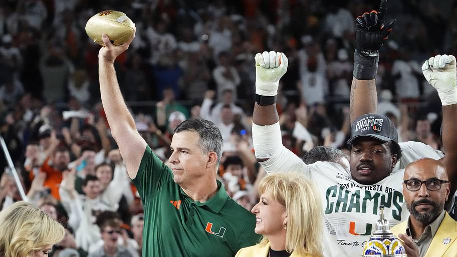 Dennis Smith reveals the secrets behind Miami's roster-building success