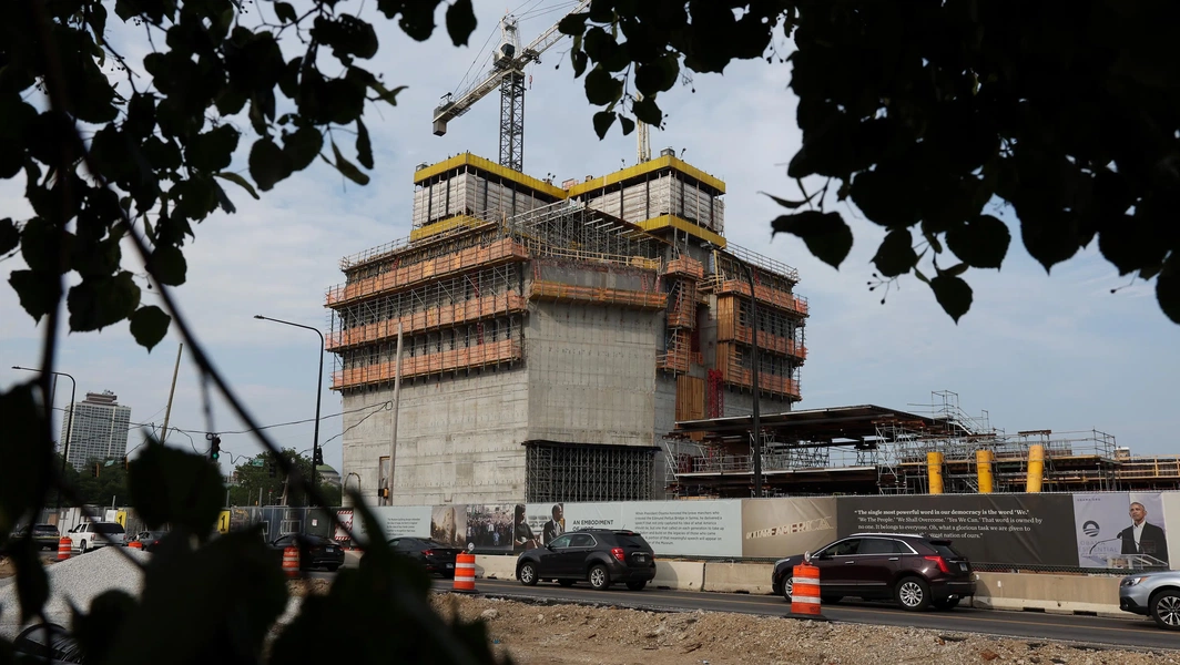 Obama Presidential Center faces design, financial and political heat