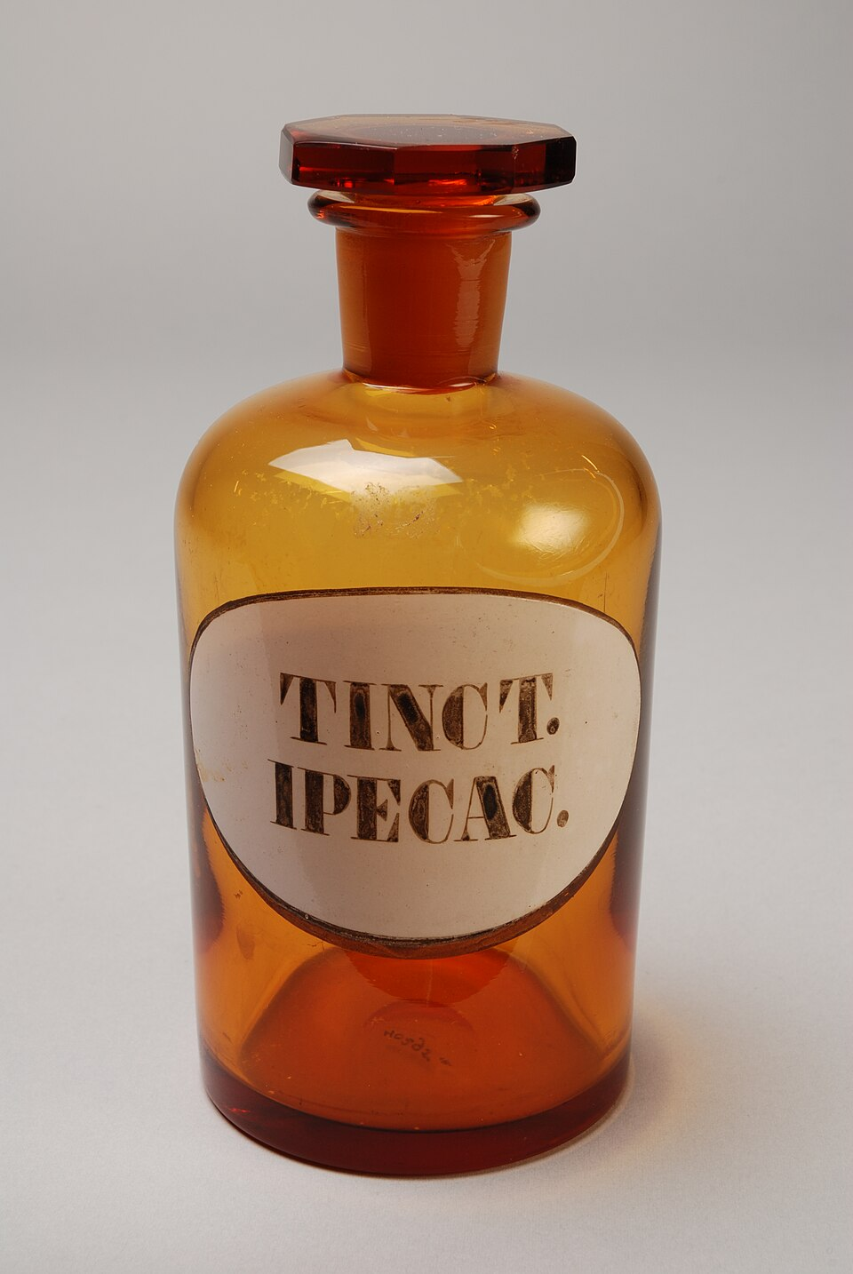 13 things in every American medicine cabinet in 1975 — and why 6 of ...