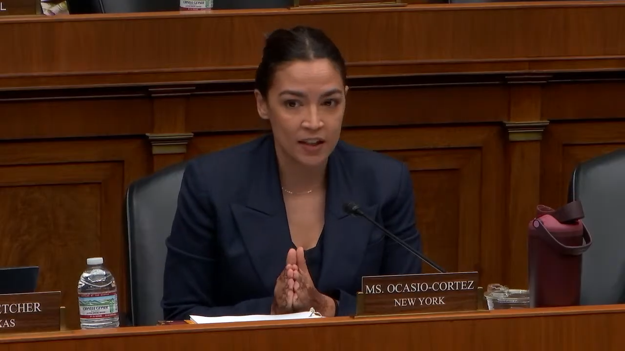 'That's $10 billion in taxpayer money': AOC holds nothing back in ...