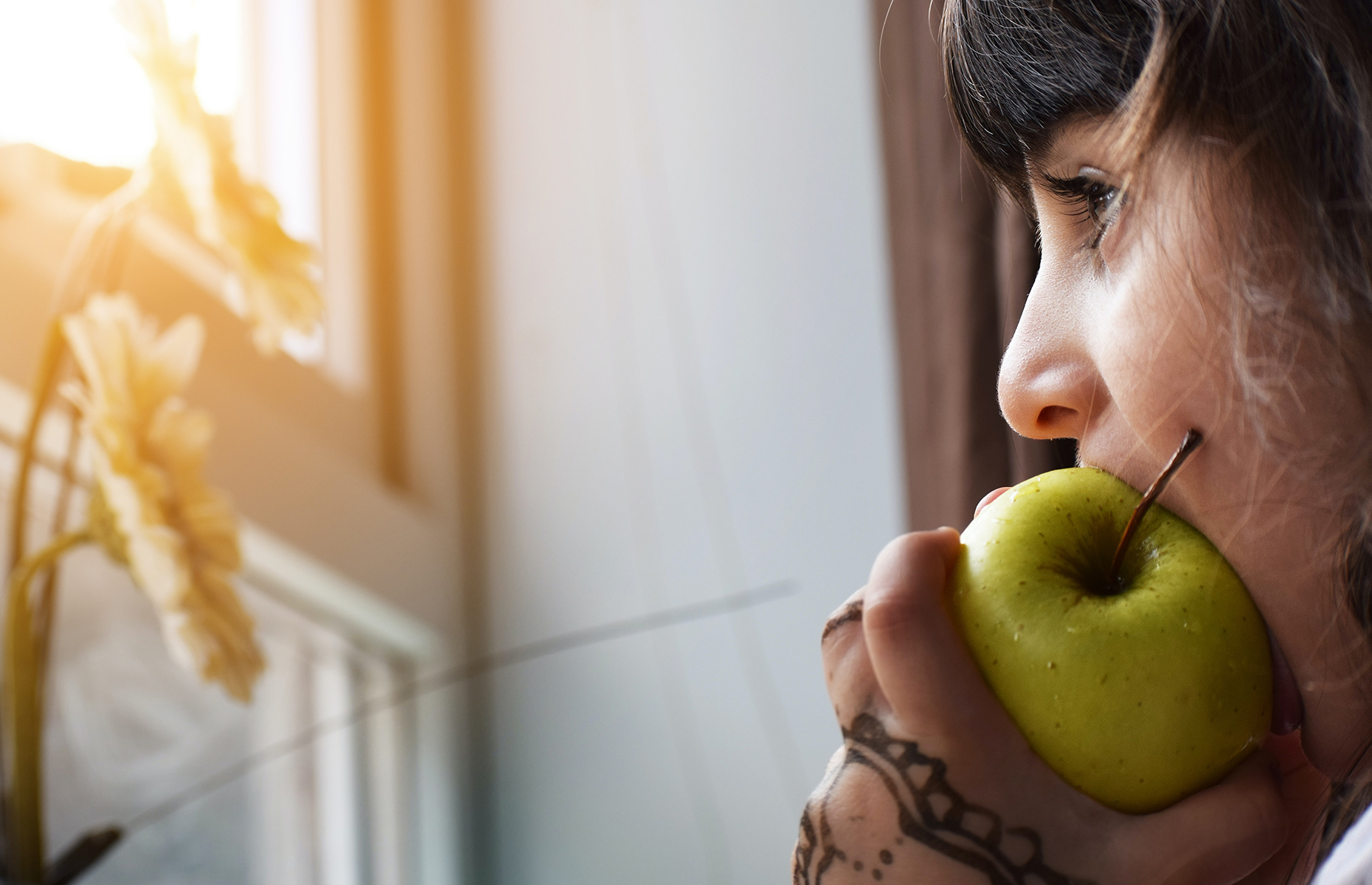 How to stay energized without caffeine