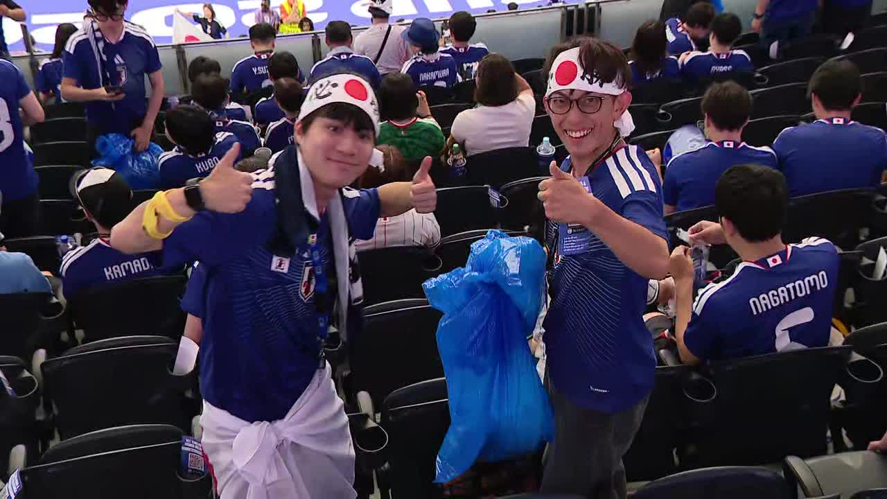 Japanese fans clean Dallas Stadium after World Cup opener against ...