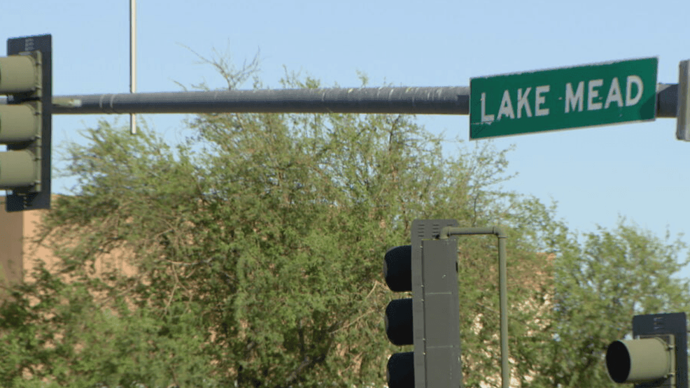 North Las Vegas police investigate apparent murder-suicide in parking lot