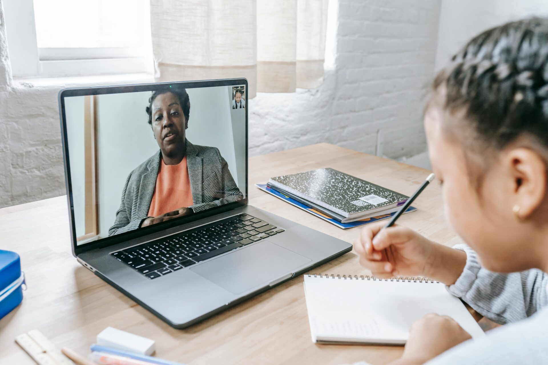14 work-from-home jobs perfect for empty nesters
