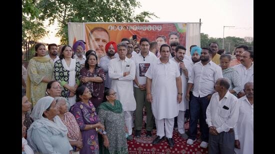 Chandigarh: Youth Congress protests against BJP govt over NEET paper leak