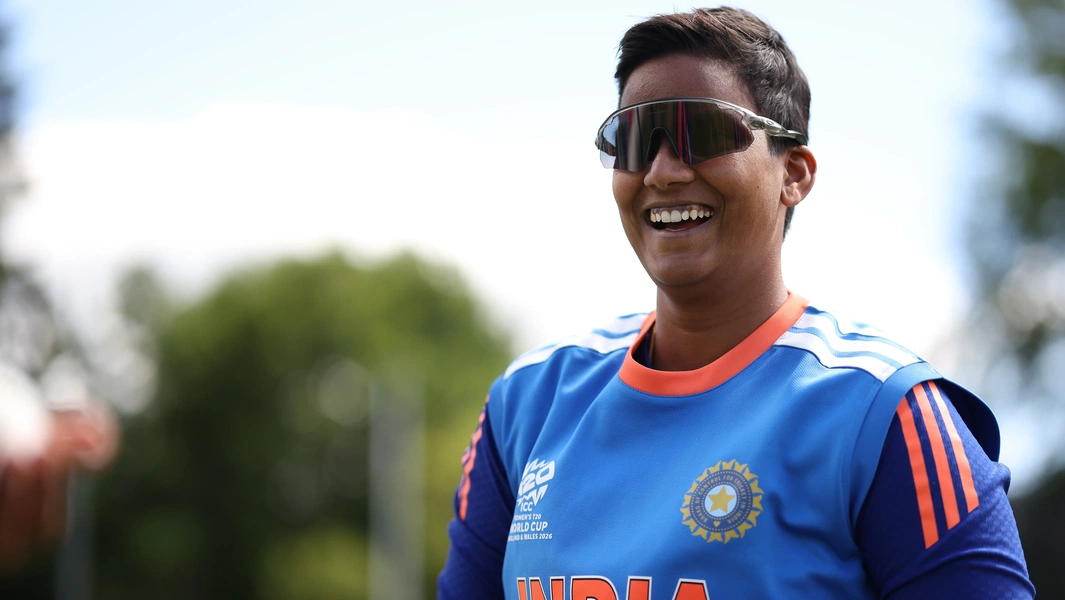 Deepti Sharma’s record spell powers India’s big win over Pakistan