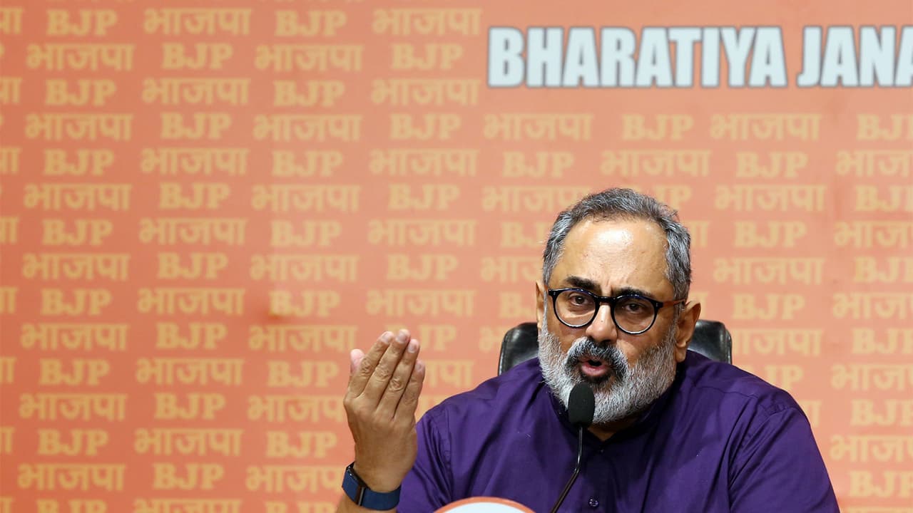 Chandrasekhar slams Satheesan over criticism of VCs at RSS event