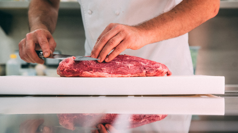 If you spot this red flag at your grocery store meat department, run ...