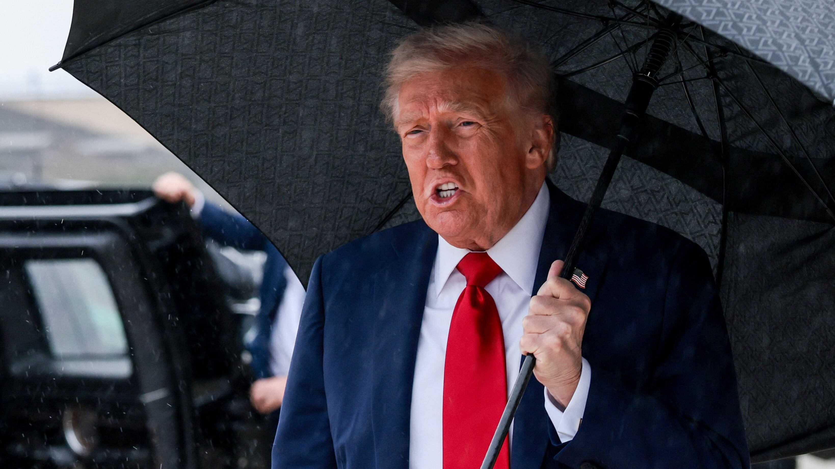 Team Trump mocked for raging at birthday rain