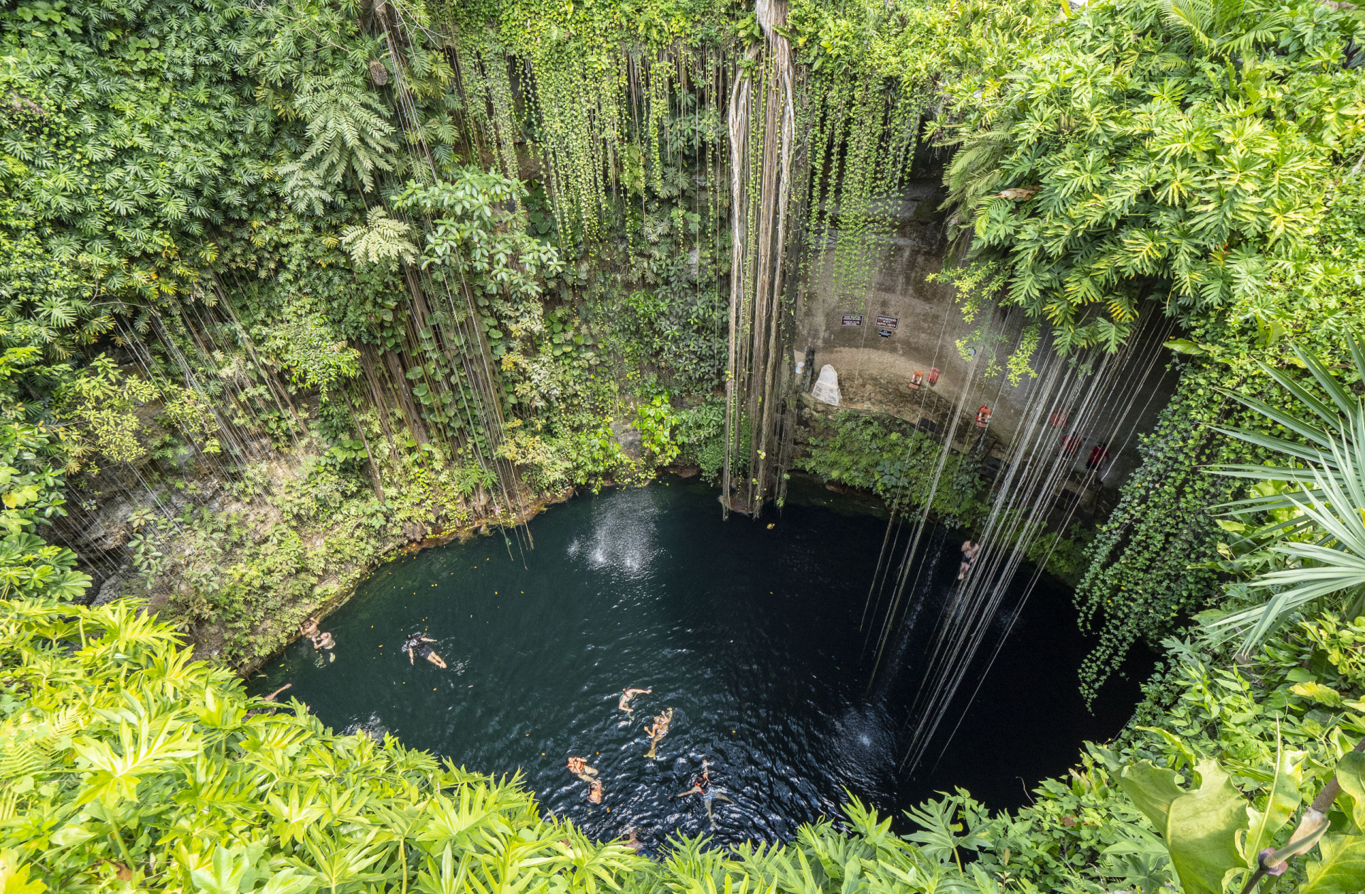 The most spectacular natural pools you should visit this summer