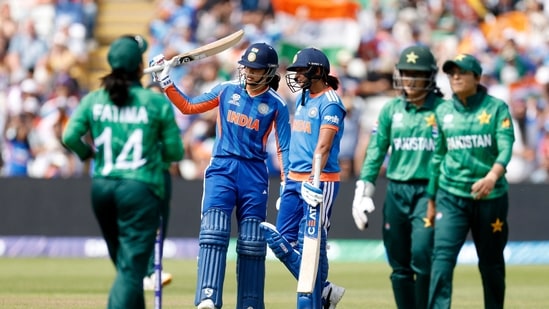 Pakistan coach comes up with 'won't make a difference' retort on no ...