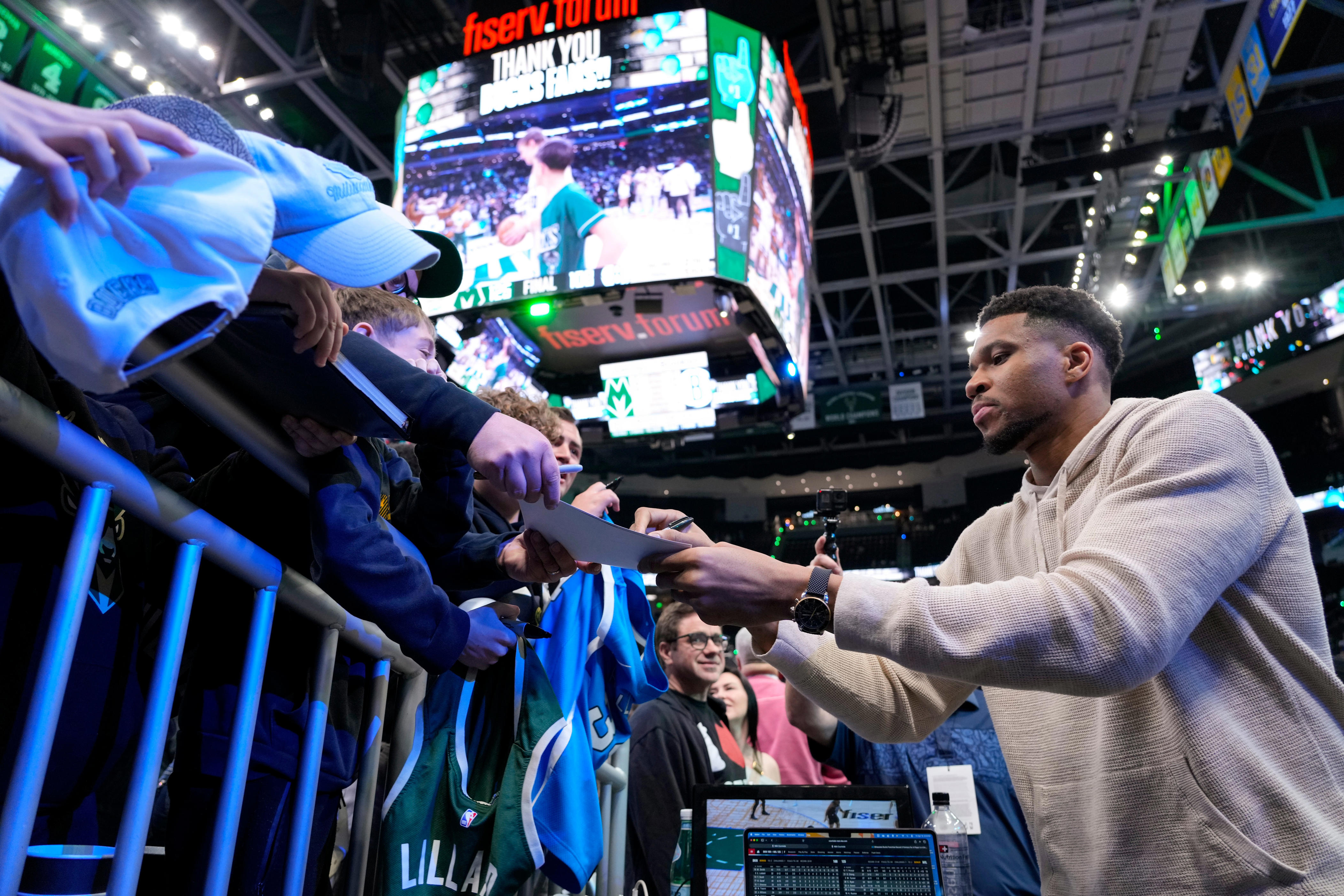 Report: Boston Celtics increasingly projected to be Giannis landing spot